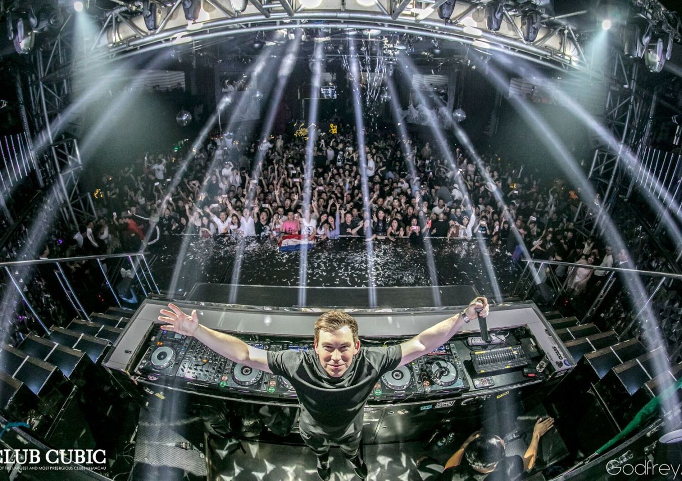 Club Cubic - Macau Lifestyle