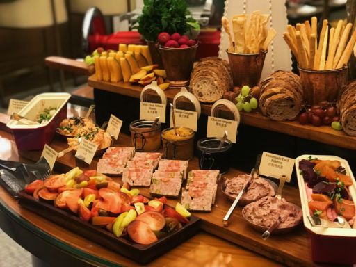 Enjoy a Stellar Semi-Buffet Lunch at the Manor - Macau Lifestyle