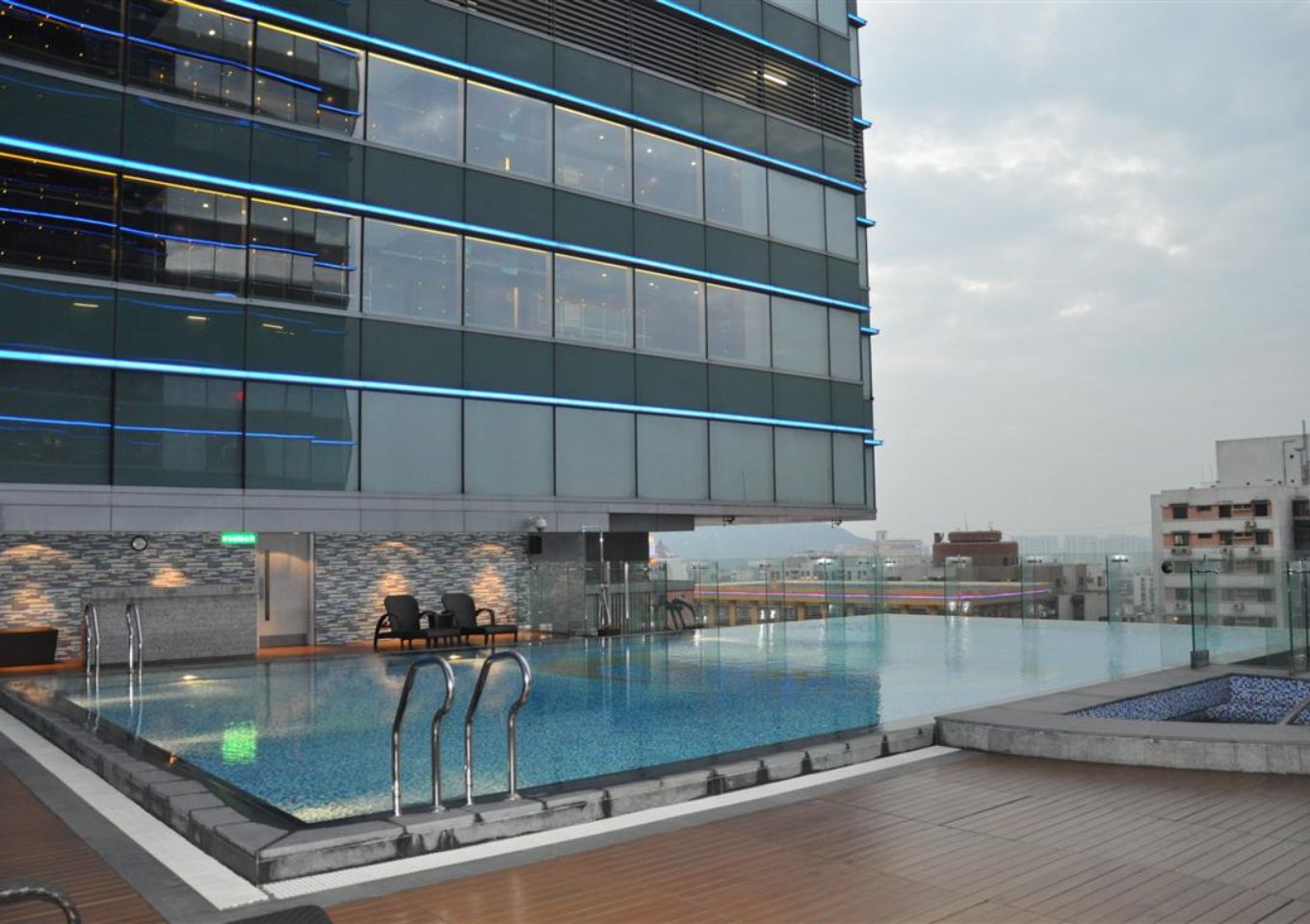 StarWorld Hotel - Macau Lifestyle