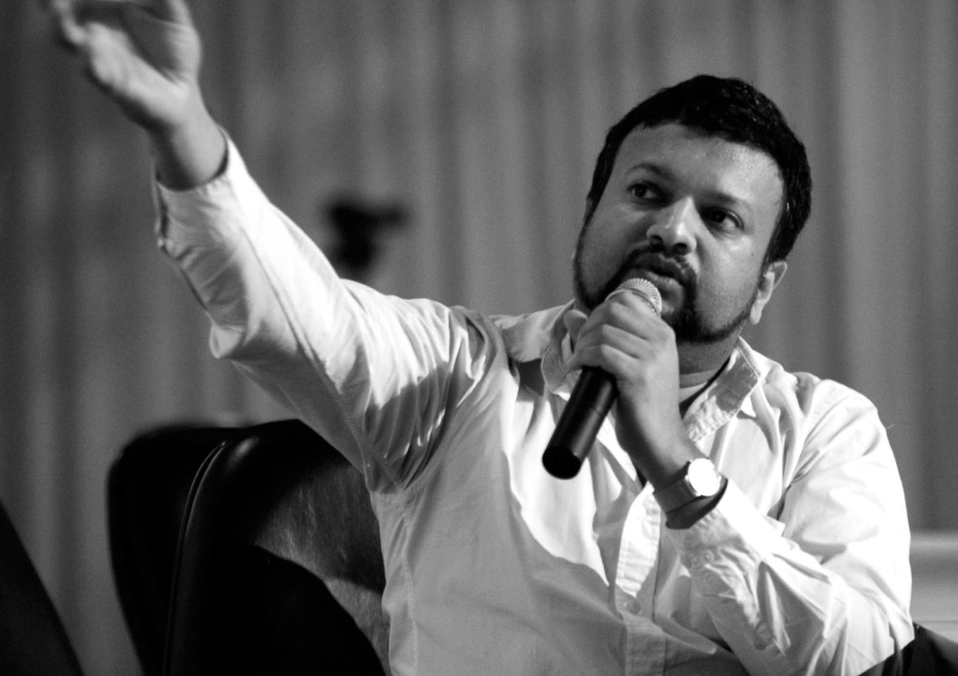 Rui Leão: 'The Windscreen Door' - Macau Lifestyle