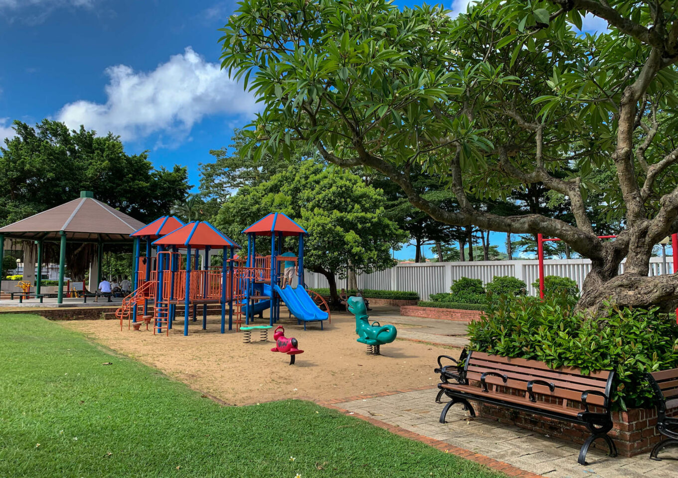 Hac Sa Swimming Pool and Sport Facilities - Macau Lifestyle