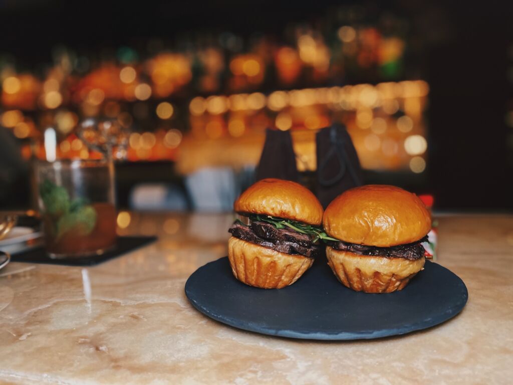 SW Steakhouse Bar at Wynn Palace: Home of Barrel-Aged Cocktails - Macau ...